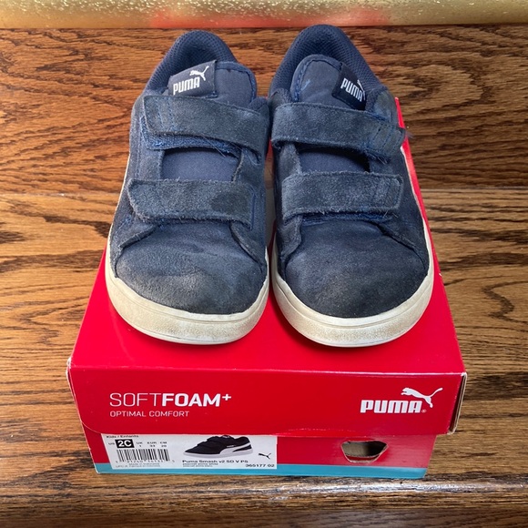 Puma | Shoes | Hard To Find Navy Suede Puma Smash Sneakers With ...